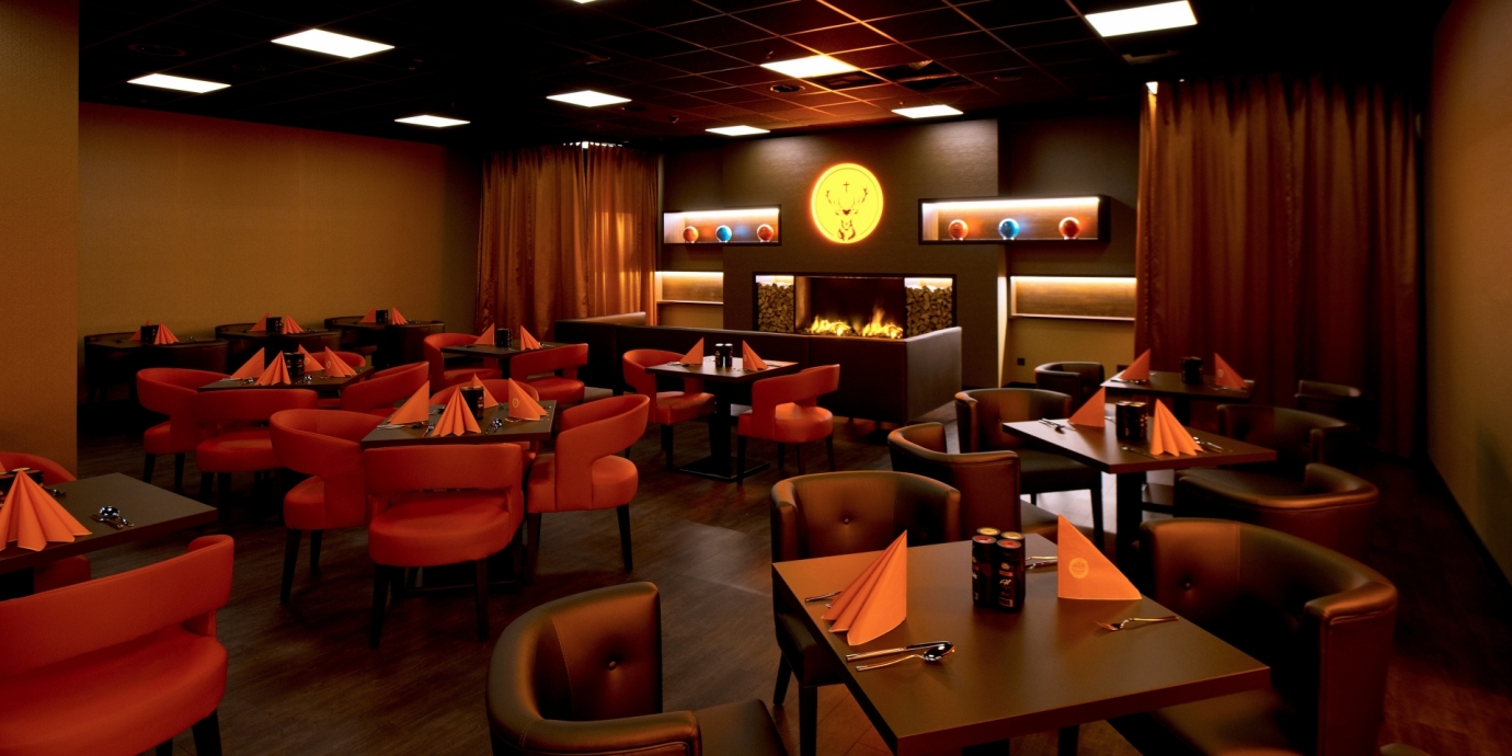 Orange Club Lounge | Bowling World Berlin